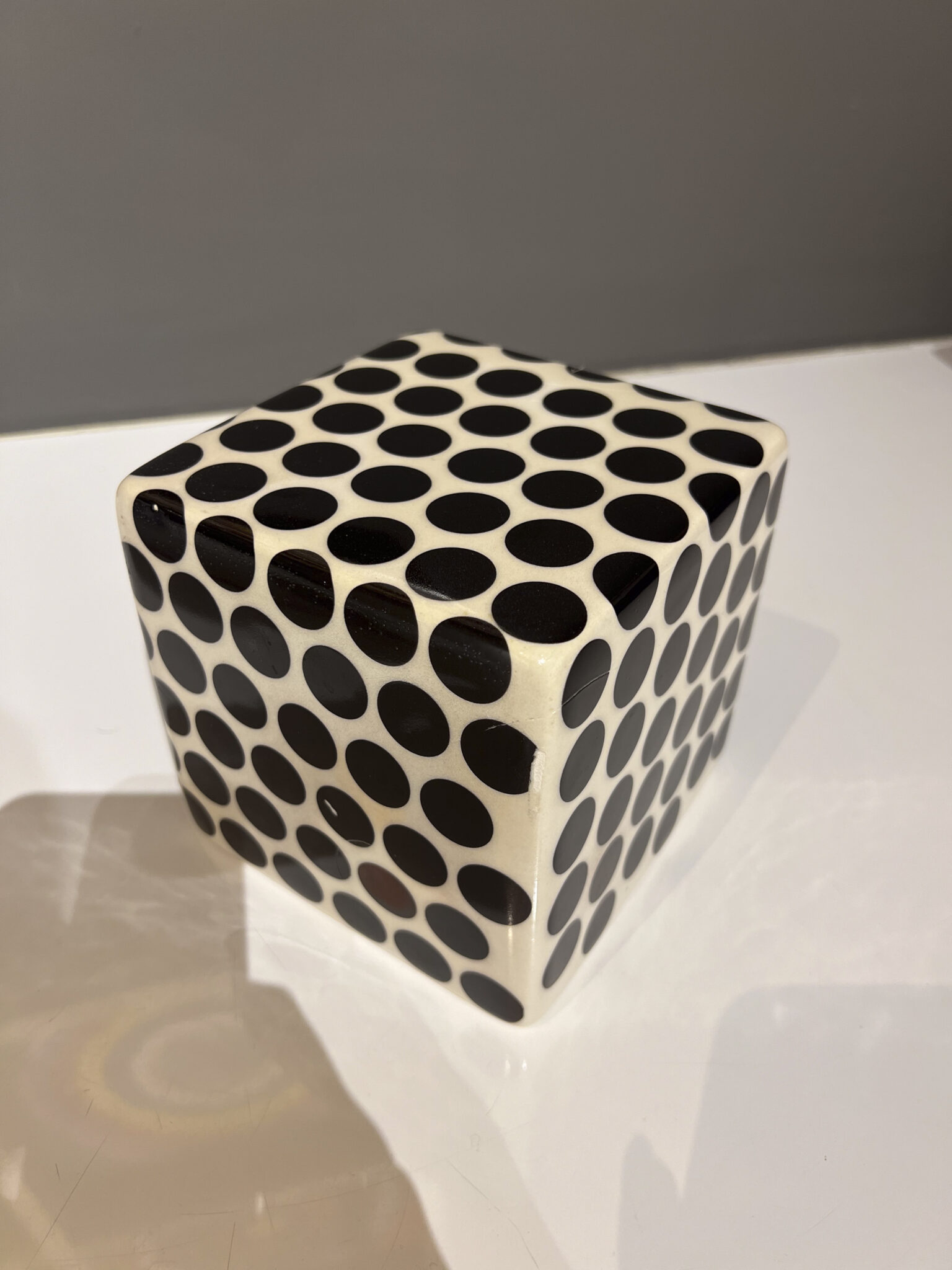 Ceramic Cube Large – Spots - Kiechel Fine Art
